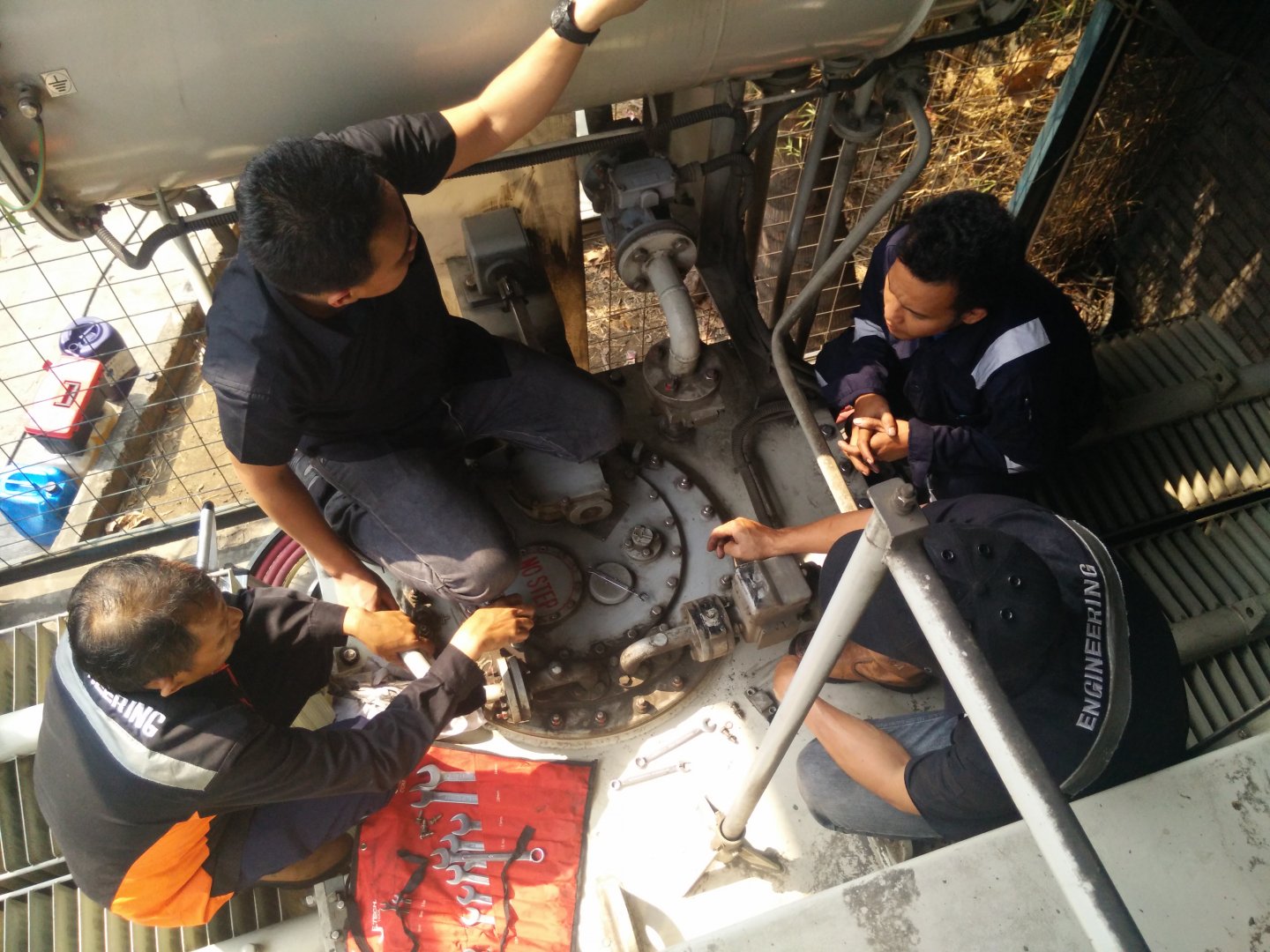 MAINTENANCE PREVENTIF TRAFO | Jasa Purifikasi Trafo | PT. POWERINDO ... MAINTENANCE PREVENTIF TRAFO | Jasa Purifikasi Trafo | PT. POWERINDO ...