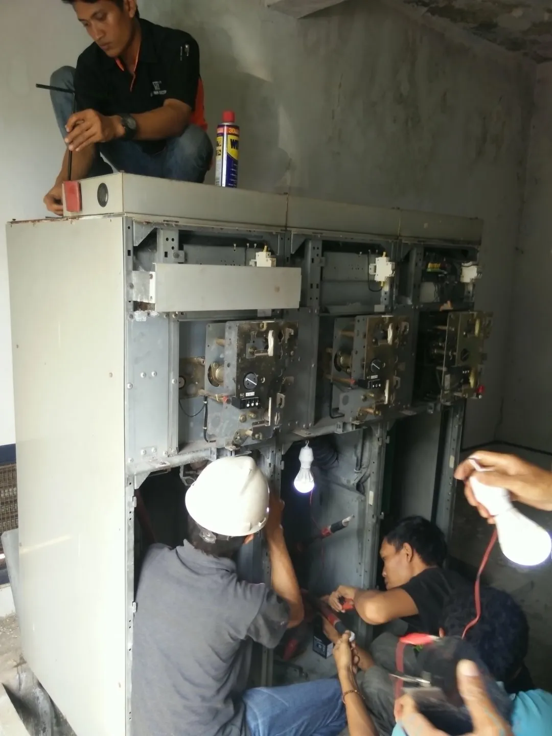 SERVICE PANEL CUBICLE | Jasa Purifikasi Trafo | PT. POWERINDO INTI PERSADA